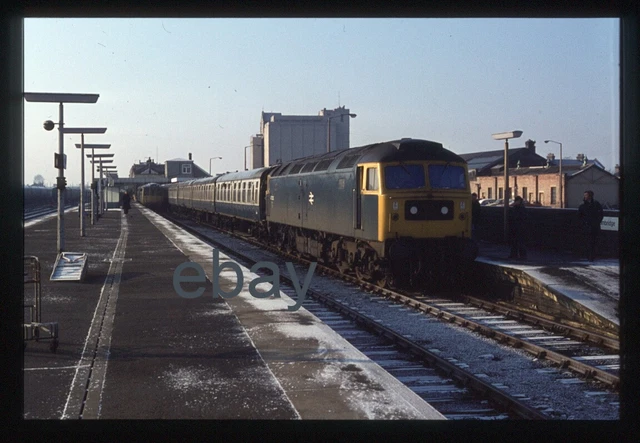 ORIGINAL 35MM SLIDE - Class 47/0 (poss 47272) at Cambridge station c ...
