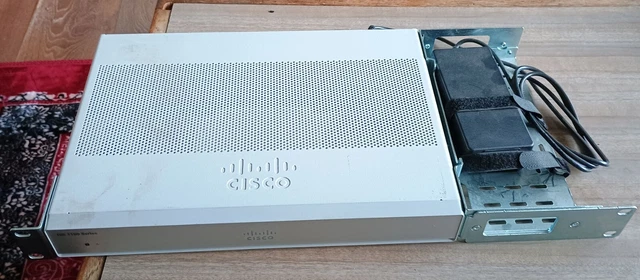 CISCO ISR1100 SERIES C1117-4P WAN Router +PSU In Rack Mount kit £99.00 ...