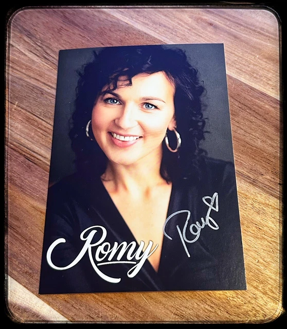 NEU * AUTOGRAMMKARTE von Romy Dadlhuber * Moderatorin / Sängerin * BRAND NEU EUR 1,00 - PicClick DE