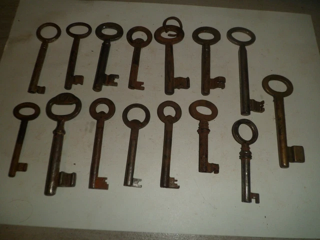 15 ALTE BARTSCHLÜSSEL Eisenschlüssel Schlüssel Eisen Antik 6 - 9 cm (34) EUR 15,15 - PicClick DE