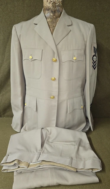WWII POST WWII US Navy Uniform with Aviation Metalsmith Bullion Patch £ ...