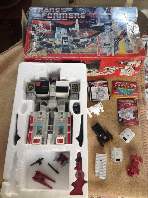 VINTAGE 1985 TRANSFORMERS Autobot Battle Station Metroplex - Boxed £139 ...