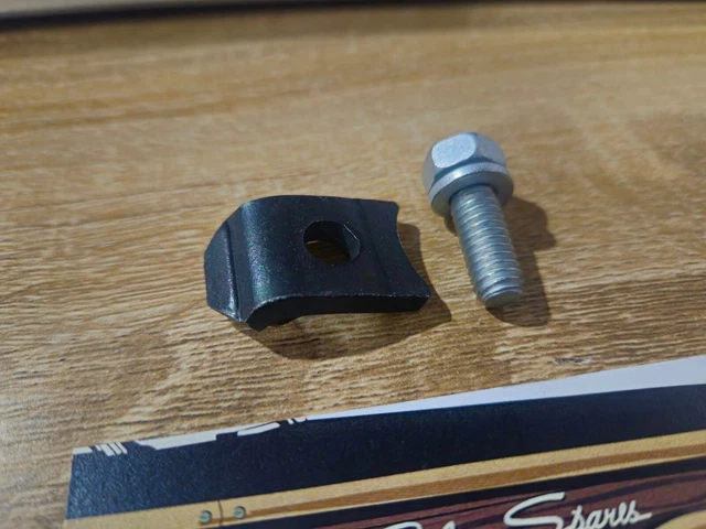 GENUINE FORD DISTRIBUTOR Hold down clamp Falcon 302 351 XD XE ESP ...