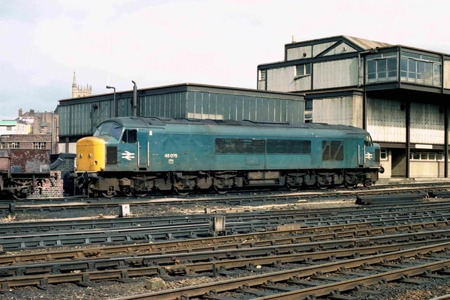 BRITISH RAIL CLASS 45 45075 Manchester Victoria 26/03/83 Rail Photo £1. ...
