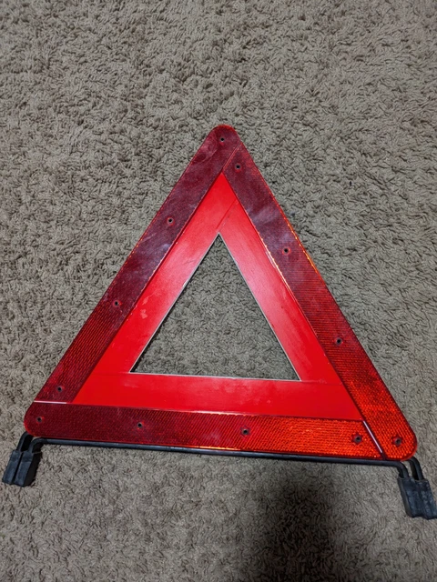 MERCEDES-BENZ TRIANGLE HAZARD Reflector sign, mount W126 W124 W201 ...