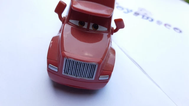MATTEL / DISNEY Pixar Cars / Tracteur camion OLIVER LIGHTLOAD hauler ...