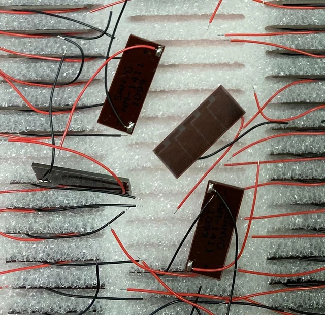 SANYO AM-1411 AMORPHOUS Solar Cell for Indoor / Glass-Type **NEW** Qty ...