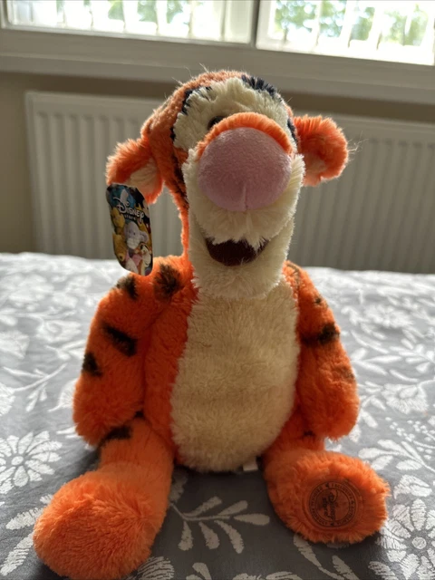 LARGE DISNEYSTORE TIGGER Plush Soft Toy Exclusive Authentic Winnie The ...