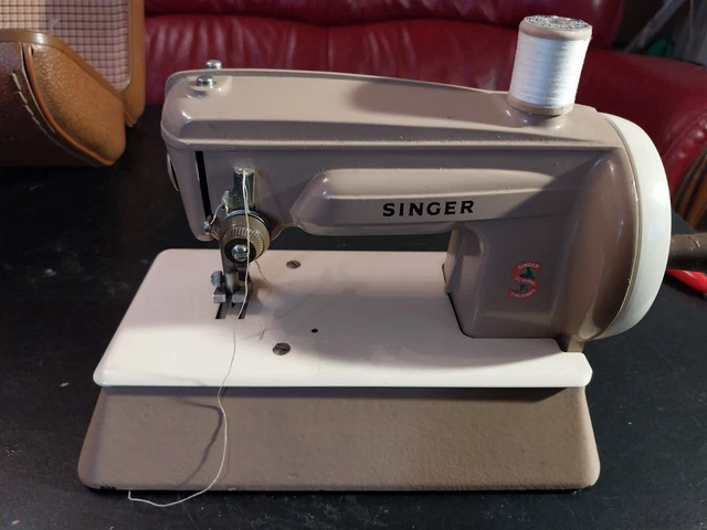 MACHINE A COUDRE Singer Collector EUR 40,00 - PicClick FR