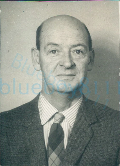 WW2 HMS PEEWIT WRNS Woman's Photo of authors father £7.64 - PicClick UK