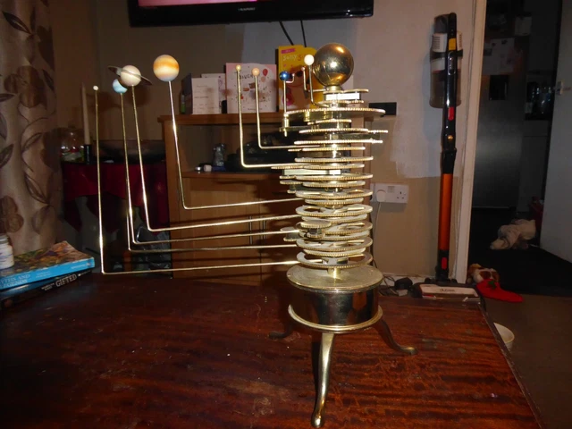 MECHANICAL SOLAR SYSTEM Orrery Eaglemoss Model Kit EUR 177,65 - PicClick DE