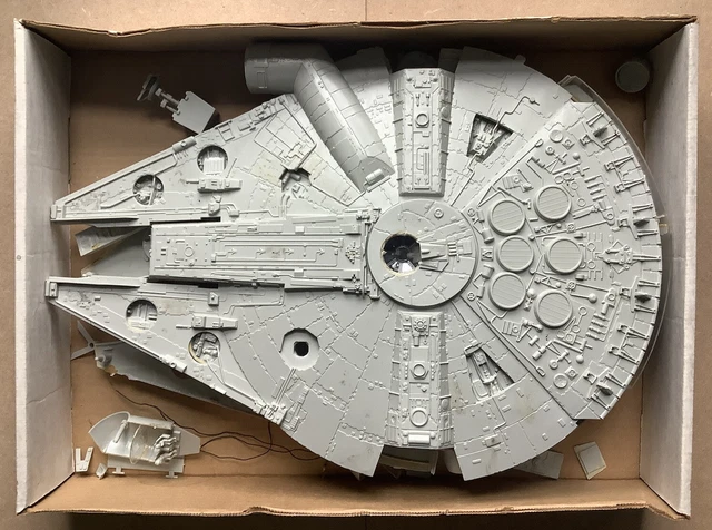 VINTAGE AIRFIX 1982 Star Wars Millennium Falcon Model Kit Boxed EUR 99 ...