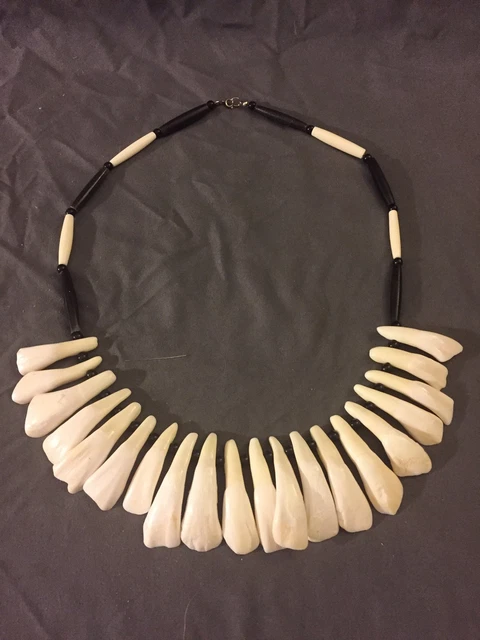 BUFFALO TOOTH NECKLACE Native American made Mountain Man rendezvous ...