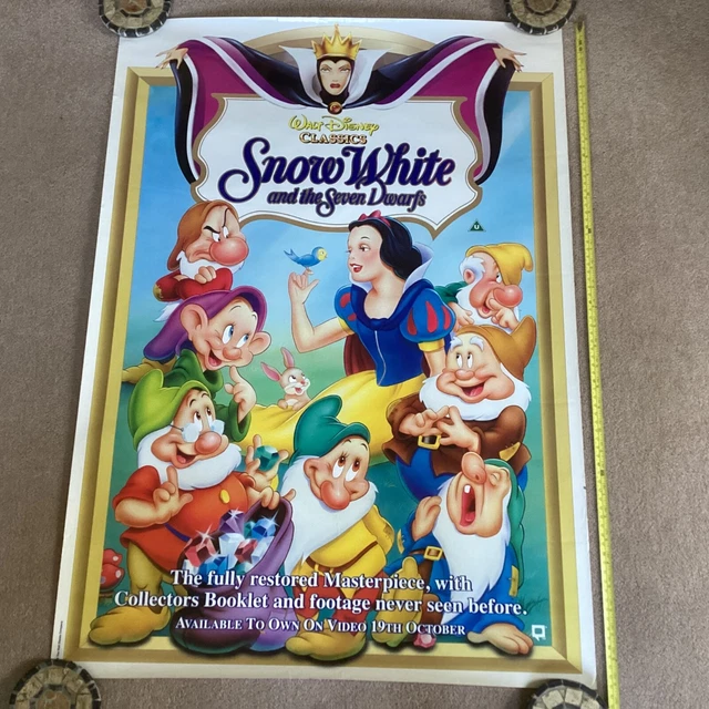 WALT DISNEY CLASSICS - Poster - Snow White And The Seven Dwarfs £19.95 ...