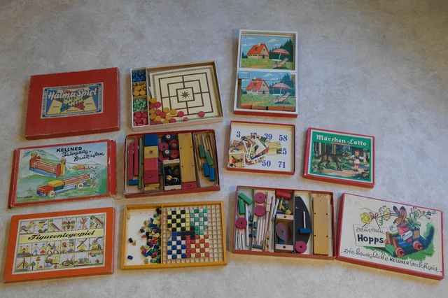 BAUKÄSTEN KONVOLUT DDR (Kellner, "Hopps", Halma, Märchenlotto ...