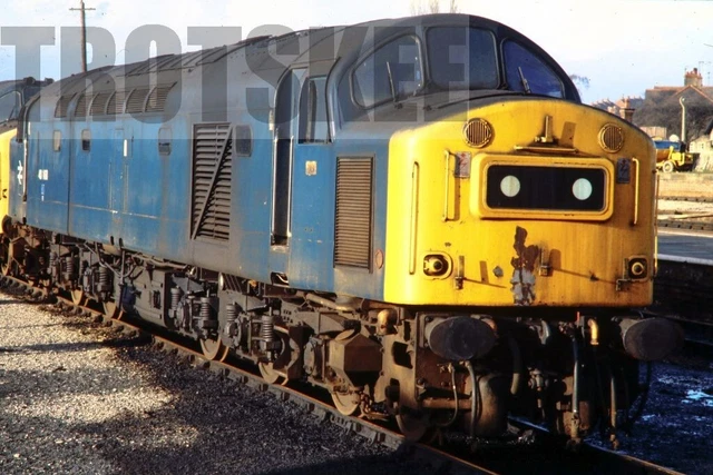 35MM SLIDE BR British Railways Diesel Loco Class 40 40168 Hereford 1984 ...