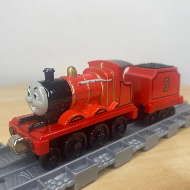 THOMAS THE TANK Engine Take Along Engine James and Tender Learning ...