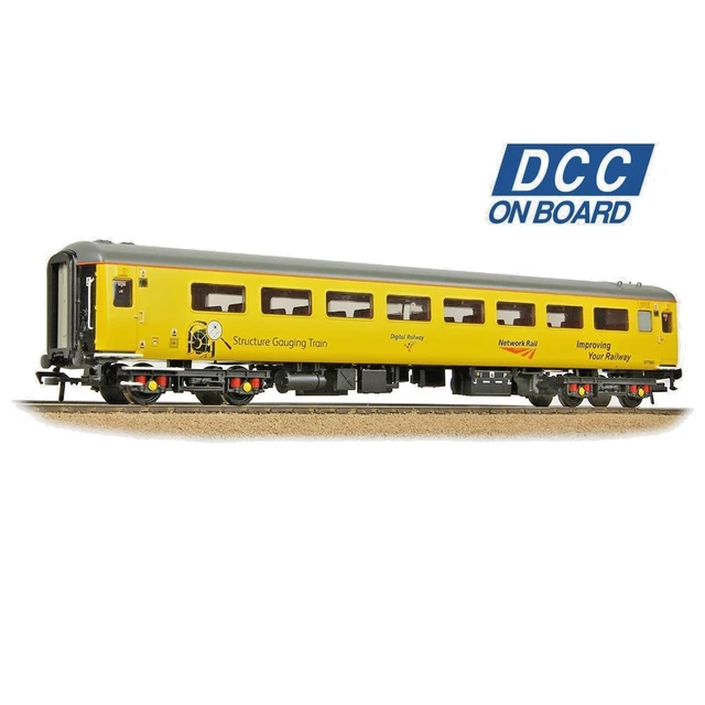 BACHMANN 39-682DC BR Mk2F Structure Gauging Train Support Coach DCC ...