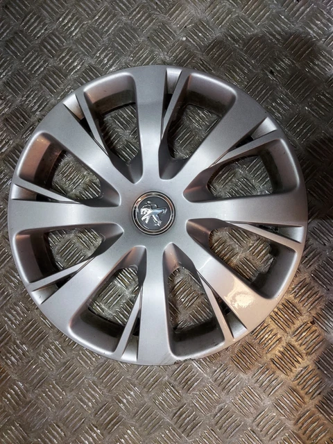 ENJOLIVEUR DE ROUE 15 Pouces - PEUGEOT 208 I (1) Réf 9808491477 - (H ...