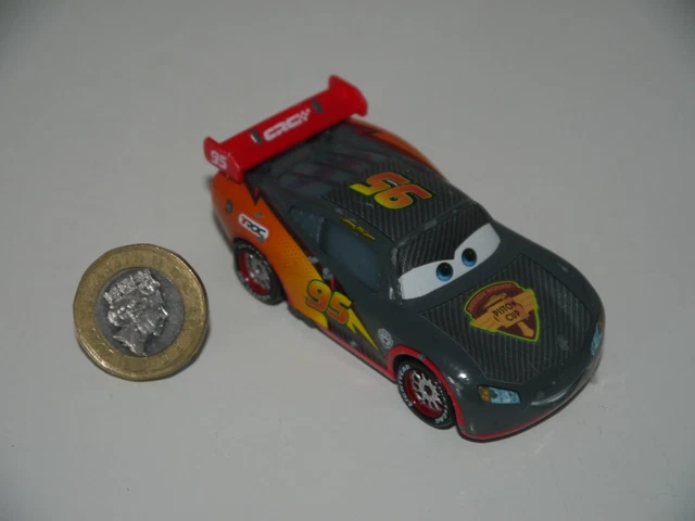 DISNEY PIXAR CARS CARBON RACER LIGHTNING MCQUEEN #95 Die-cast 1:55 ...