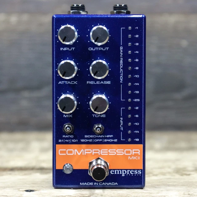 EMPRESS EFFECTS COMPRESSOR MkII All Analog Compressor Blue Sparkle ...