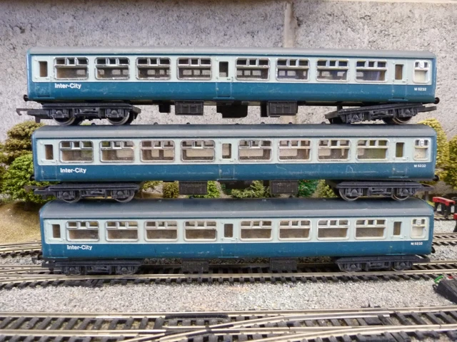 HORNBY INTER CITY Mk 2 coaches x 3 for OO gauge model train set £0.99 ...