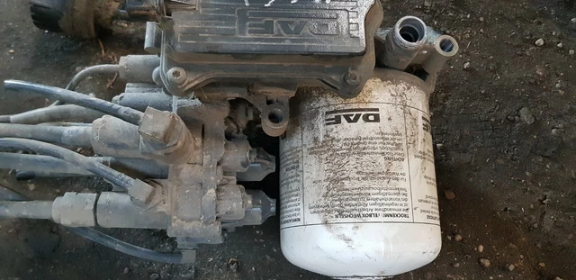 DAF XF106, EURO6 air dryer valve, 1913300, 15096044, 1973213, K075170 ...