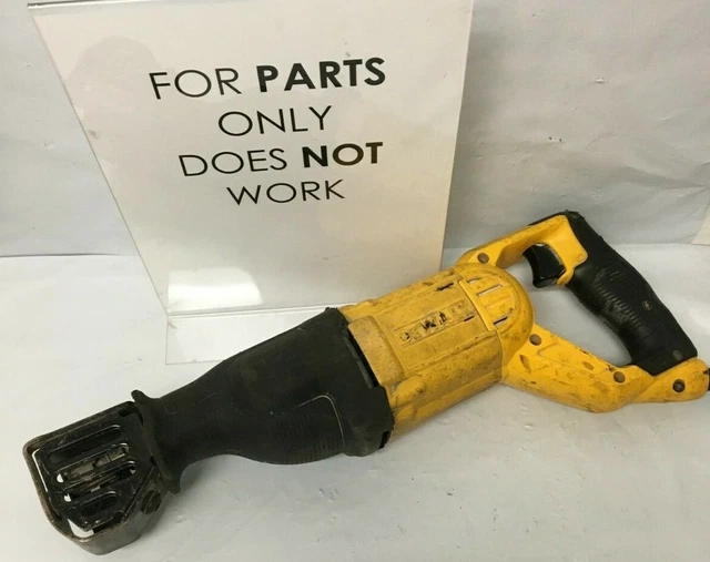 DEWALT DWE305 12 Amp Keyless Variable Speed Corded Reciprocating Saw, P ... DEWALT DWE305 12 Amp Keyless Variable Speed Corded Reciprocating Saw, P ...