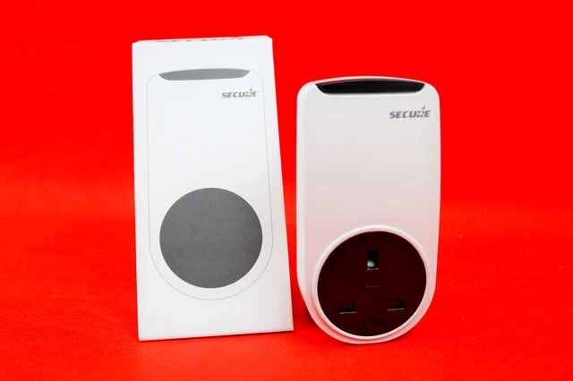 SECURE HORSTMANN SSP301 Z-Wave Switch & Repeater Smart Plug £49.99 ...