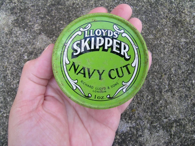 RARE 1920S LLOYDS Skipper Navy Cut tobacco round 1oz tin + original ...