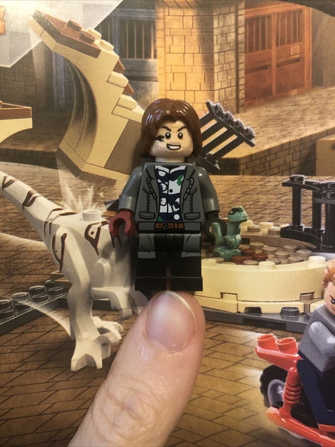LEGO 76948 T. rex & Atrociraptor Dinosaur Breakout RAINN DELACOURT ...