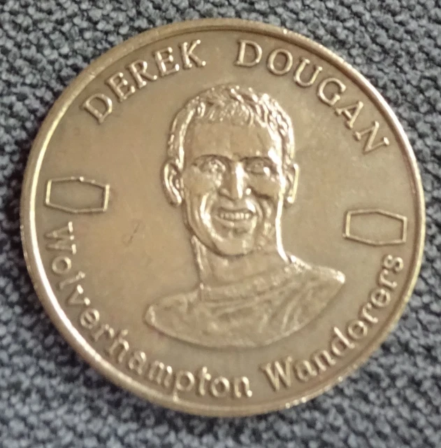 1969 TEXACO FAMOUS FOOTBALLERS COIN - DEREK DOUGAN WOLVES Very Good £4. ...