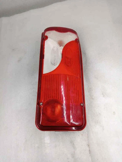 A9068200464 ENJOLIVEUR INF feu arriere gauche pour MERCEDES SPRINTERII ...