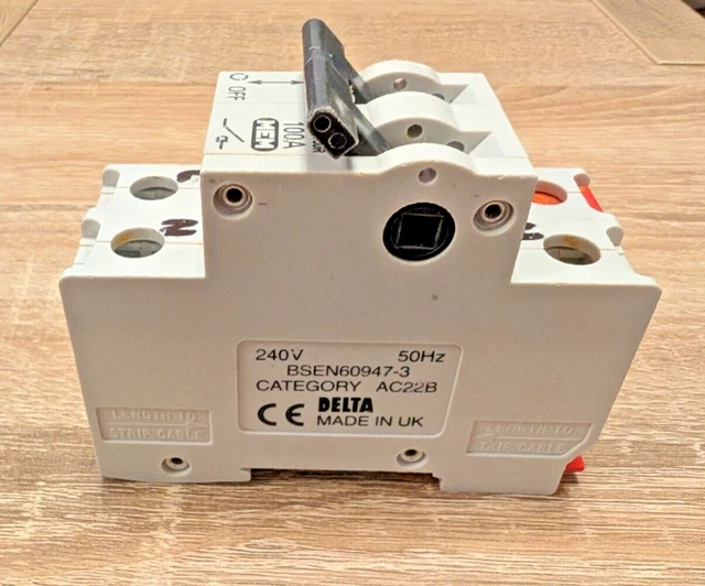 MEM ADSN100R 100 Amp Double Pole Main Switch Disconnector Adsn100R ...