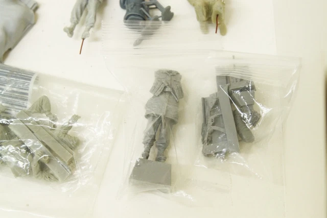 1:35 PANZER MODELL Konvolut Zubehör und Figuren für Bastler EUR 1,00 ...