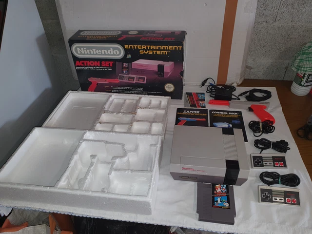 CONSOLE NINTENDO NES pack action set en boite avec zapper EUR 350,00 ...