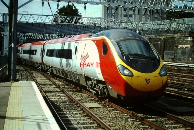 PHOTO CLASS 390 Pendolino 9-Car Emu No 390 005 City Of Wolverhampton ...