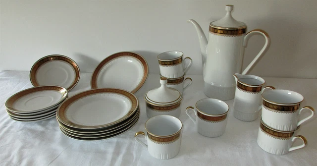 DDR KAHLA PORZELLAN Kaffee Service 21 tlg weiß mit breitem Goldrand EUR 39,00 - PicClick DE