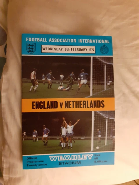12 ENGLAND Football Programmes. Home/Away. 1975-82 £6.51 - PicClick UK