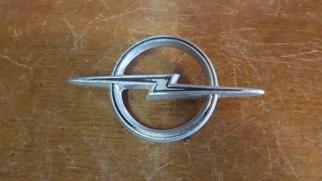 LOGO ALUMINIUM ANCIEN OPEL Monogramme Sigle Embleme Emblem vintage EUR ...