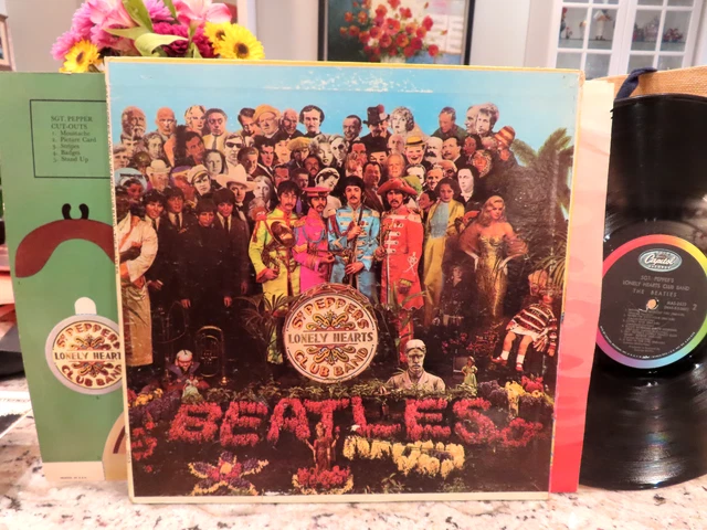 THE BEATLES SGT Pepper's Lonely Hearts Club Band Lp Rainbow Mono Cutout ...