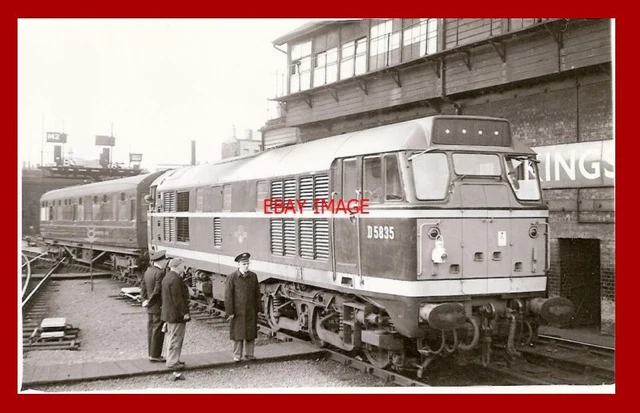 PHOTO BR Class 31 Loco No D5635 At Kings Cross £1.65 - PicClick UK