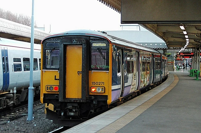 C3P 6X4 PHOTO Northern Class 150 150270 @ Stanningley £1.00 - PicClick UK