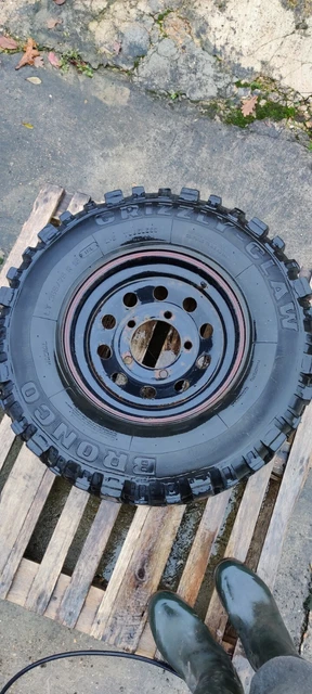 BRONCO GRIZZLY CLAW Tyres LT 265 75 R16 And Land Rover Modular Rims 16 ...
