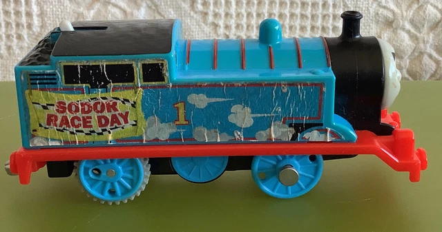 THOMAS FRIENDS TRACKMASTER Mattel Sodor Race Day Motorized Train Engine ...