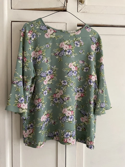 PEACOCKS PRETTY GREEN & Floral Summer Top, 3/4 Fluted Sleeves Size 14 ...