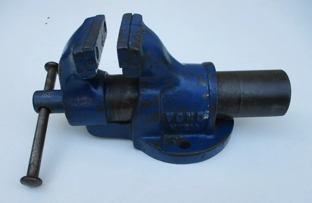 A &VONO& VINTAGE/ANTIQUE No 2 1/2 Vice - Rare Collectors Item in Good ...