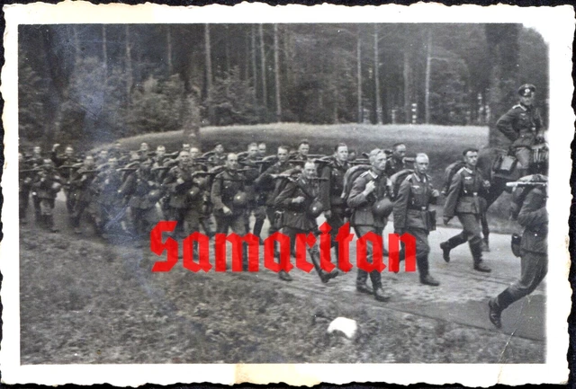 I11/42 WW2 ORIGINAL Photo Of German Wehrmacht Infantry Marching In Full ...