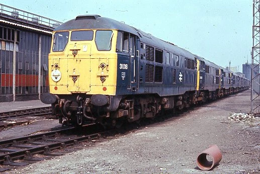 ORIGINAL COLOUR SLIDE of 31018 BR class 31 diesel loco £26.55 - PicClick UK