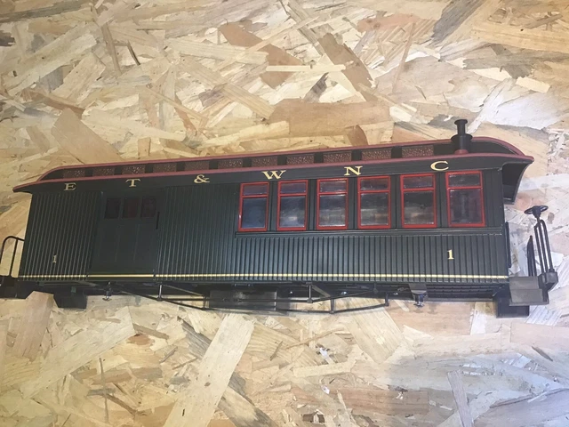 BACHMANN G SCALE Passenger Coach ET & WNC Green & Red Good Condition £ ...